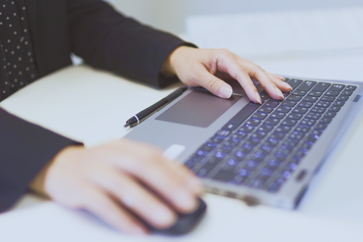 観光タクシー｜日の丸自動車の観光ガイドドライバーと巡る岐阜旅